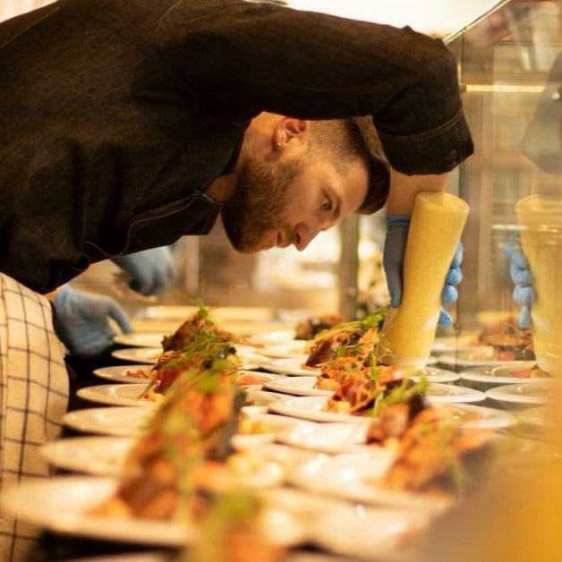 Кулинарен курс за италинска кухня с шеф Николай Немигенчев. Част 2 – GiftComeTrue.com